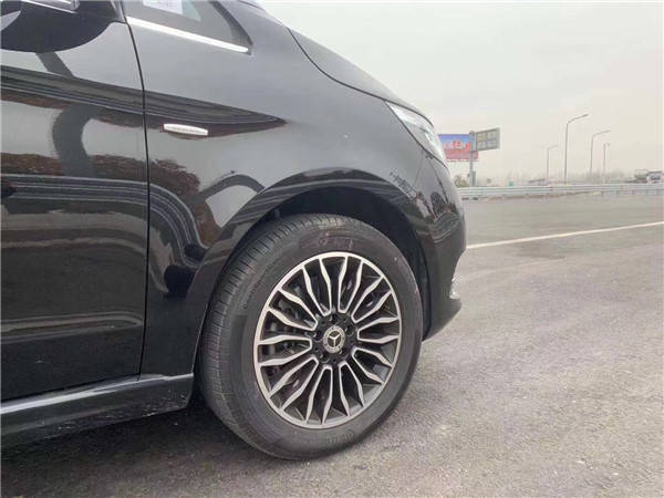 空气悬架李洋讲述奔驰V260改装AIRBFT气动避震品牌功能配置_搜狐汽车_搜狐网