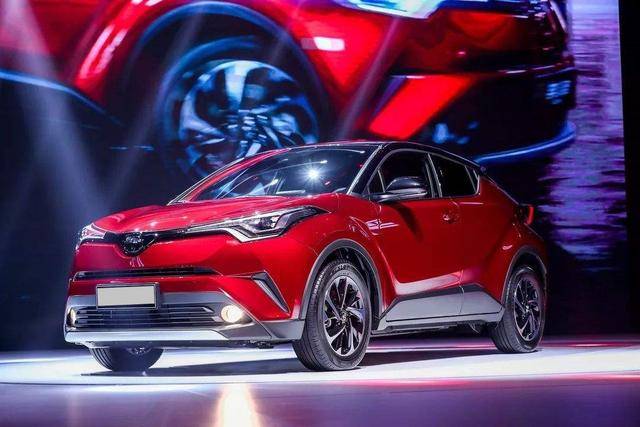 奕泽IZOA VS 缤智 谁才是真正的运动轿跑SUV？_搜狐汽车_搜狐网