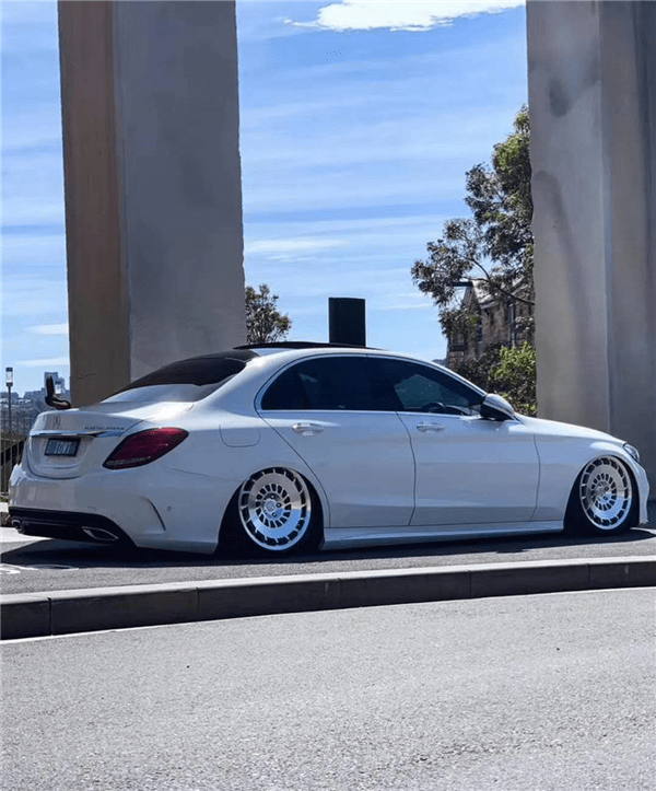 李洋分享奔驰C级W205改装AIRBFT气动避震品牌功能配置效果_搜狐汽车_搜狐网