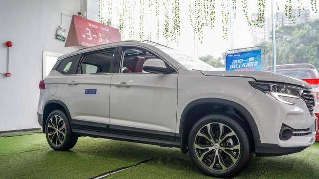 品价比提升，增配不加价——2021款风行T5/T5L新车到店_搜狐汽车_搜狐网