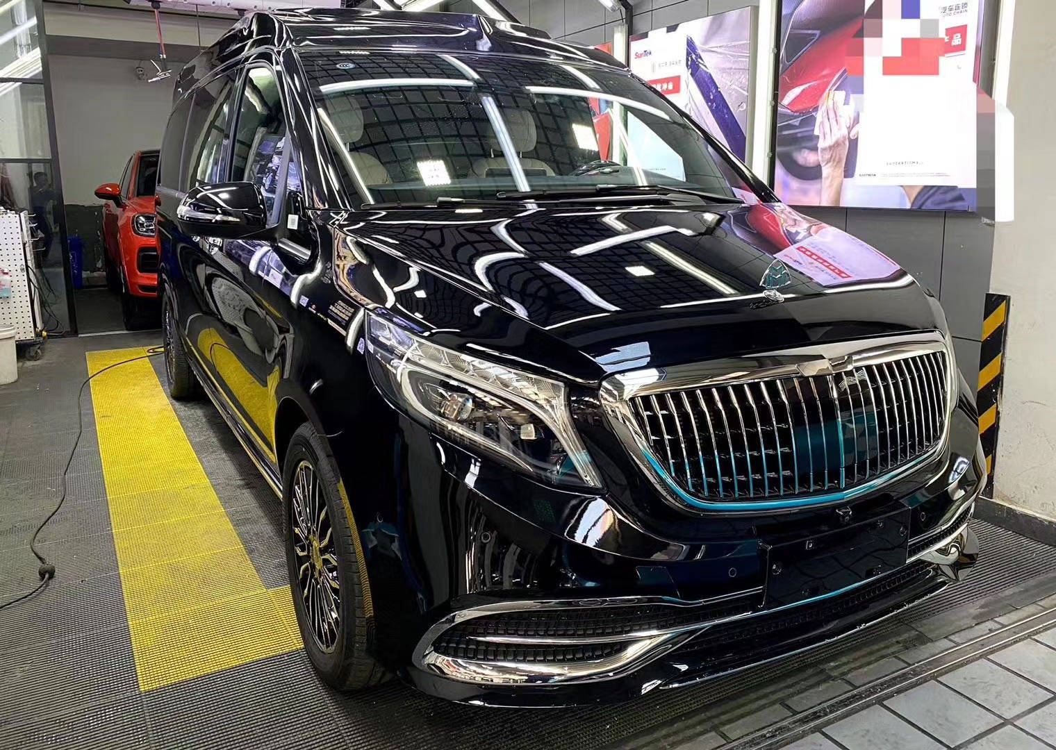 2020最新奔驰V260高顶迈巴赫版改装内饰豪华上档次实用_搜狐汽车_搜狐网