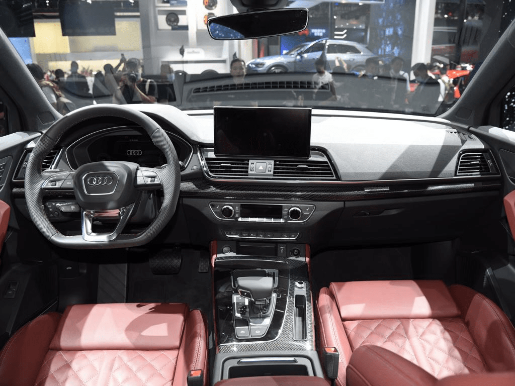 2020北京车展丨轴距加长、溜背加持 奥迪Q5L Sportback车展实拍-搜狐大视野-搜狐新闻