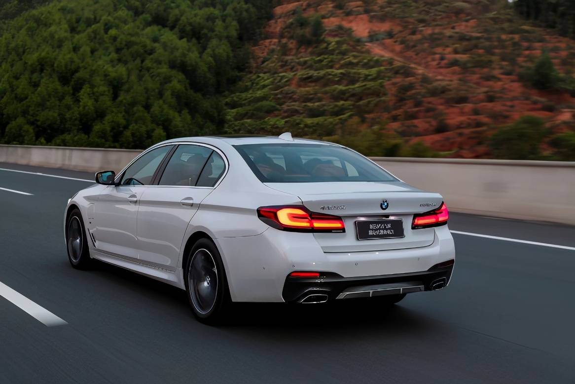 依旧实力派，新BMW 535Le邀你开启驾趣新境界_搜狐汽车_搜狐网