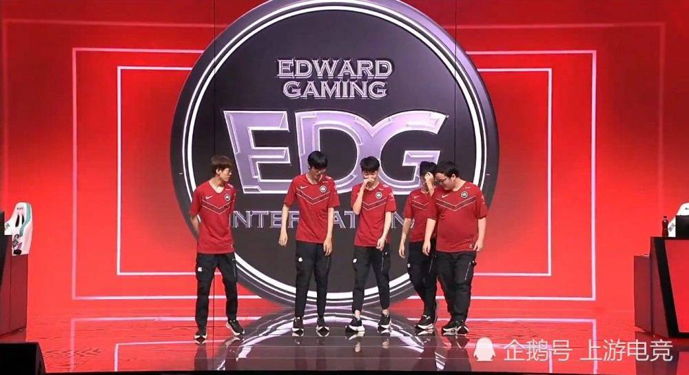 EDG零封RW后，队员反应令人感慨，阿布直播回应EDG开会内容！_Scout