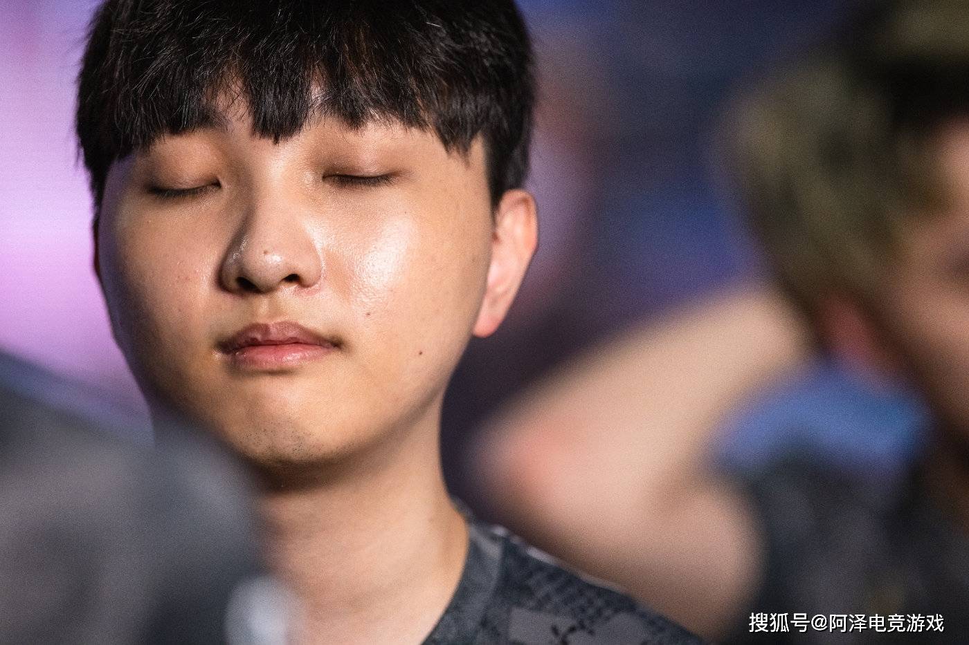 【LPL选手故事】LGD.xiye—如一_比赛