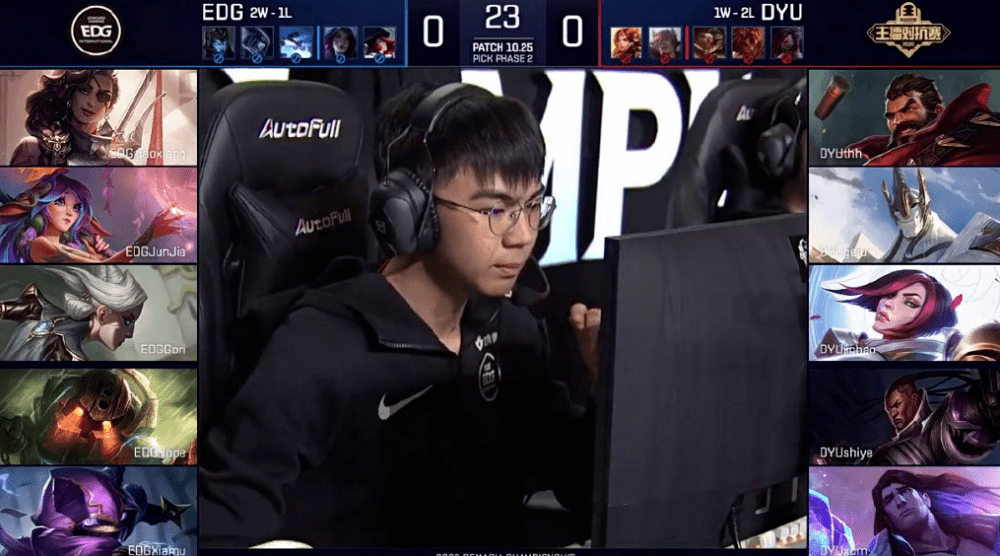 斗球直播：EDG又现骚操作：德杯二次BP、下放Thal却先发制人_比赛