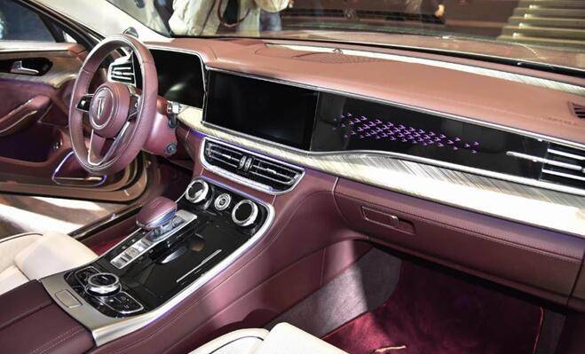 气场不输劳斯莱斯，红旗H9和E级、A6L相比胜算几何-搜狐大视野-搜狐新闻