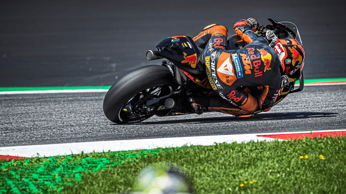 F1与Moto GP谁才是赛车场上的终极运动？_搜狐汽车_搜狐网