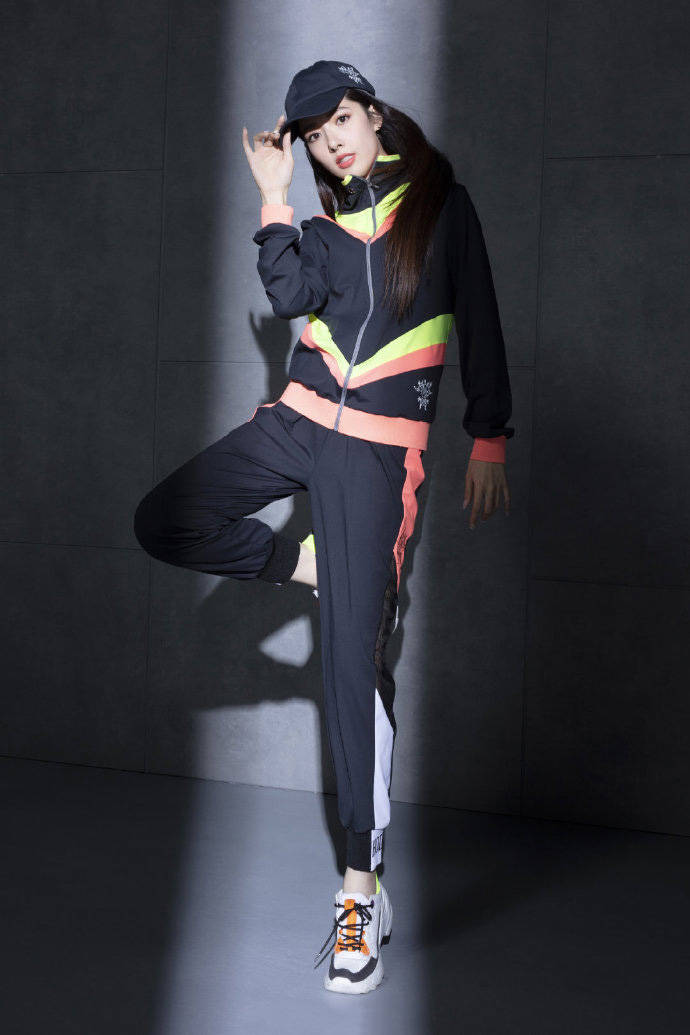 期待已久，HOII子品牌MR.HOSEA HO即将震撼上市！-搜狐大视野-搜狐新闻