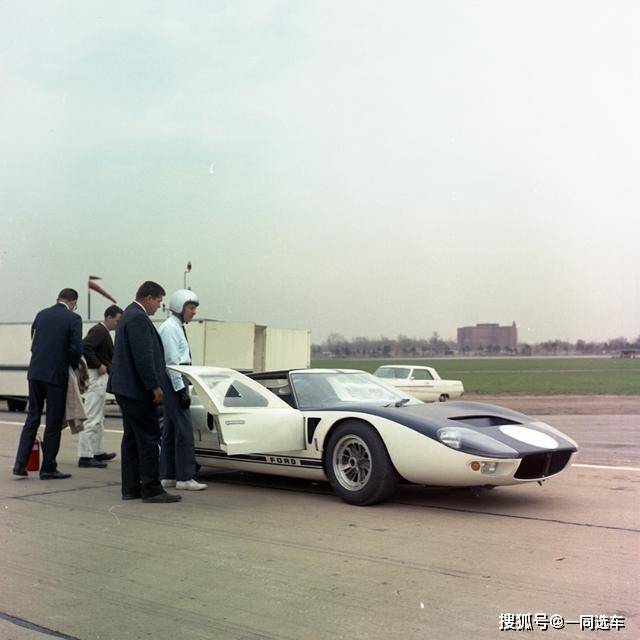 致敬传奇，福特推出戴通纳冠军限量版福特GT超跑，2021年开始交付_搜狐汽车_搜狐网