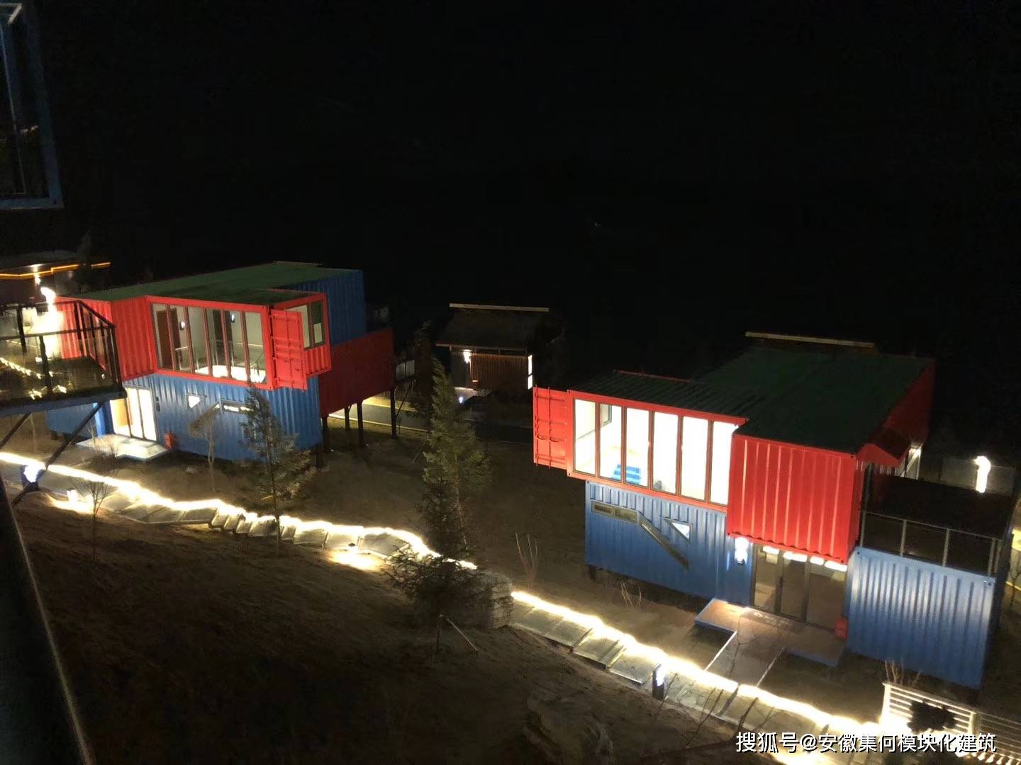 集装箱旅游度假酒店设计丨集装箱酒店民宿客房-搜狐大视野-搜狐新闻