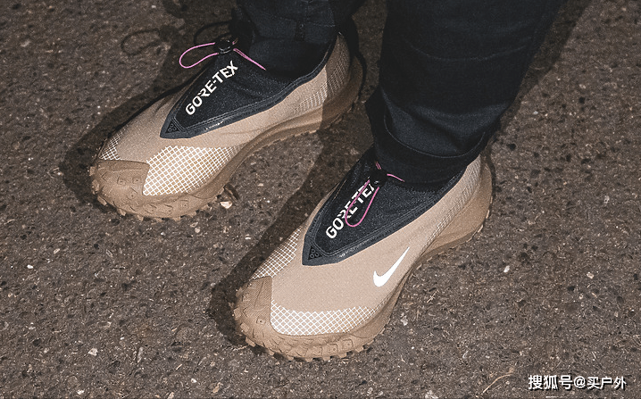耐克Nike一鞋难求的ACG户外机能鞋，今天就开箱给大家看_Logo