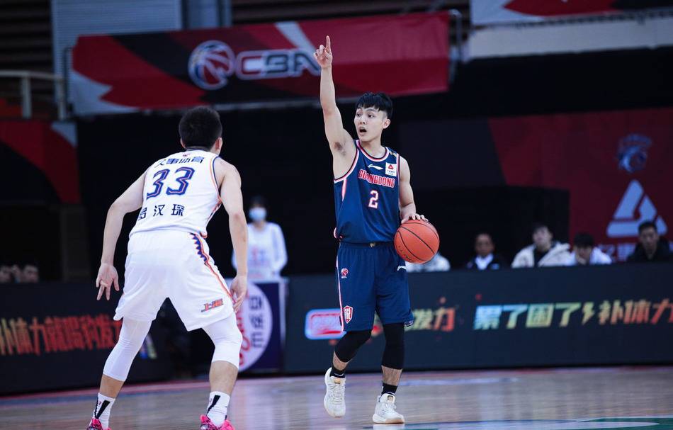 6人得分上双，广东男篮136-92狂胜上海，CBA3连胜-搜狐大视野-搜狐新闻