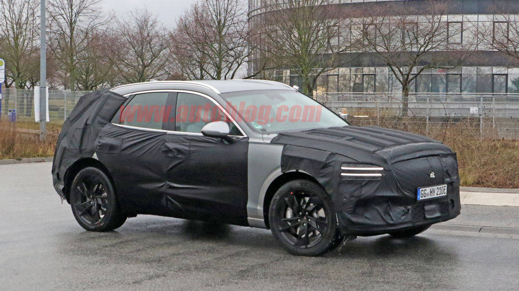 后来居上，Genesis GV70e电动跨界首次路试谍照曝光_搜狐汽车_搜狐网