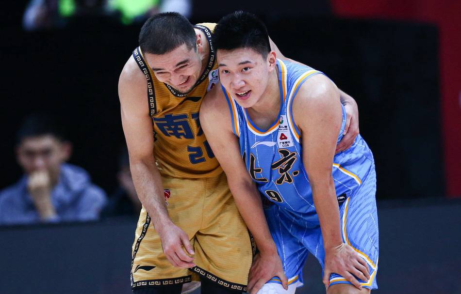 7人得分上双，北京首钢126-88狂胜同曦，CBA3连胜-搜狐大视野-搜狐新闻