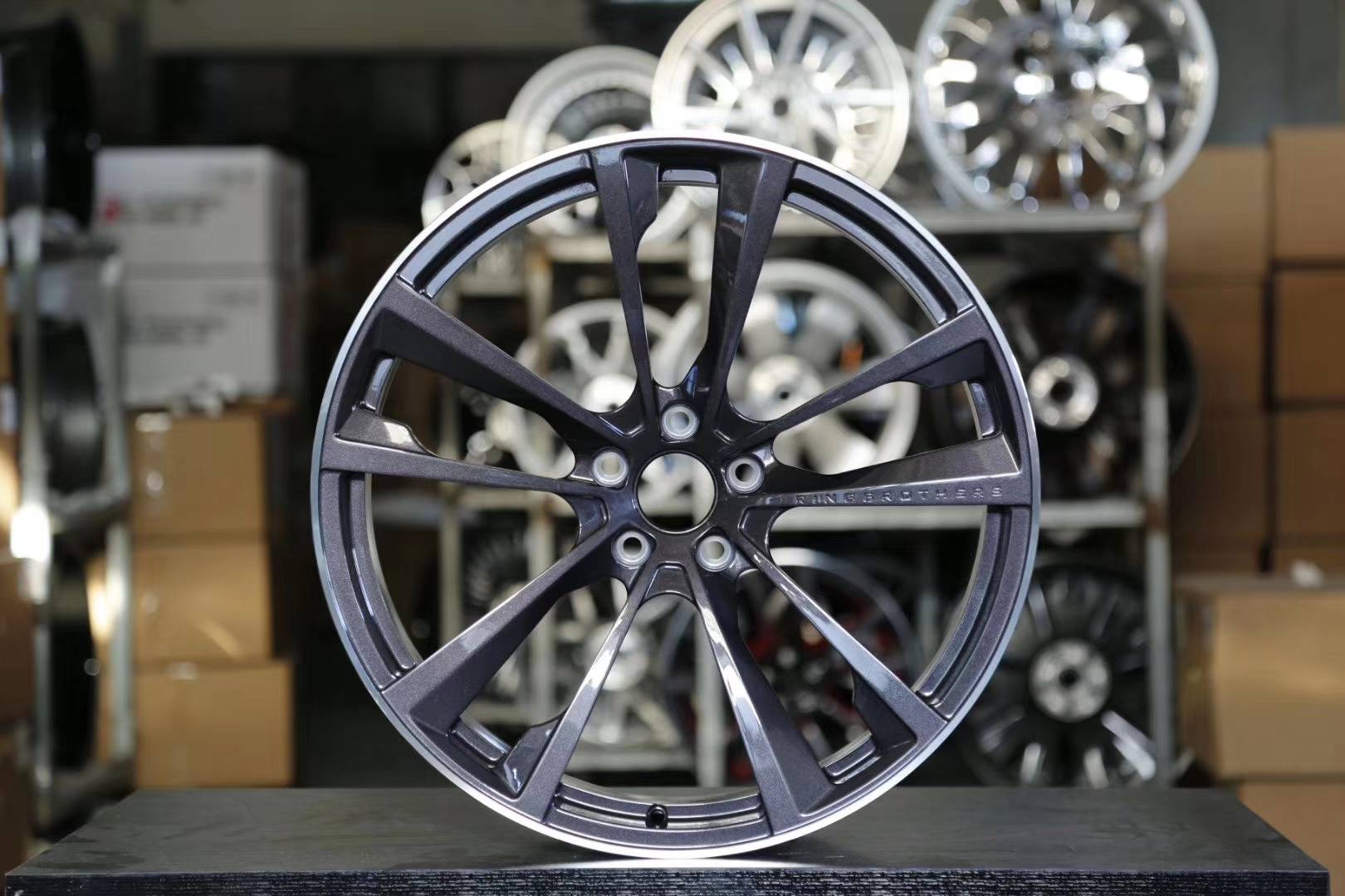 铸造轮毂和锻造轮毂的区别 飒米锻造轮毂的优点_搜狐汽车_搜狐网