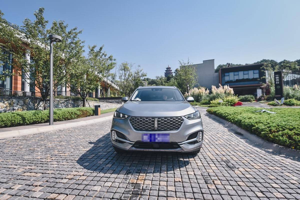 16万级SUV市场风云再起！WEY VV6、UNI-K硬核对比_搜狐汽车_搜狐网