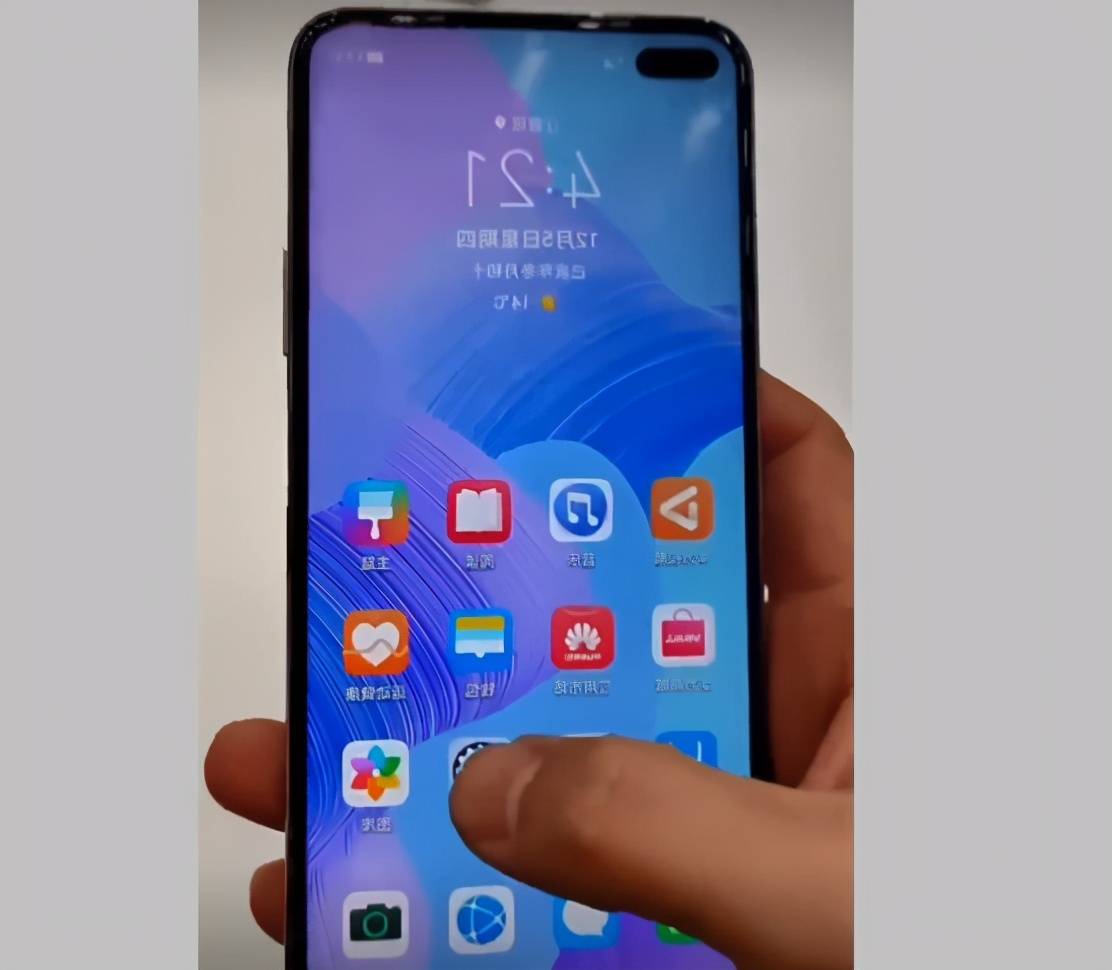 虽然华为Nova9搭载麒麟990E5G，但还是非常值得期待的_系列