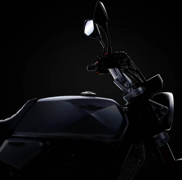 加高手把更舒适！高金GK500穿越版 4月17日发布！_搜狐汽车_搜狐网