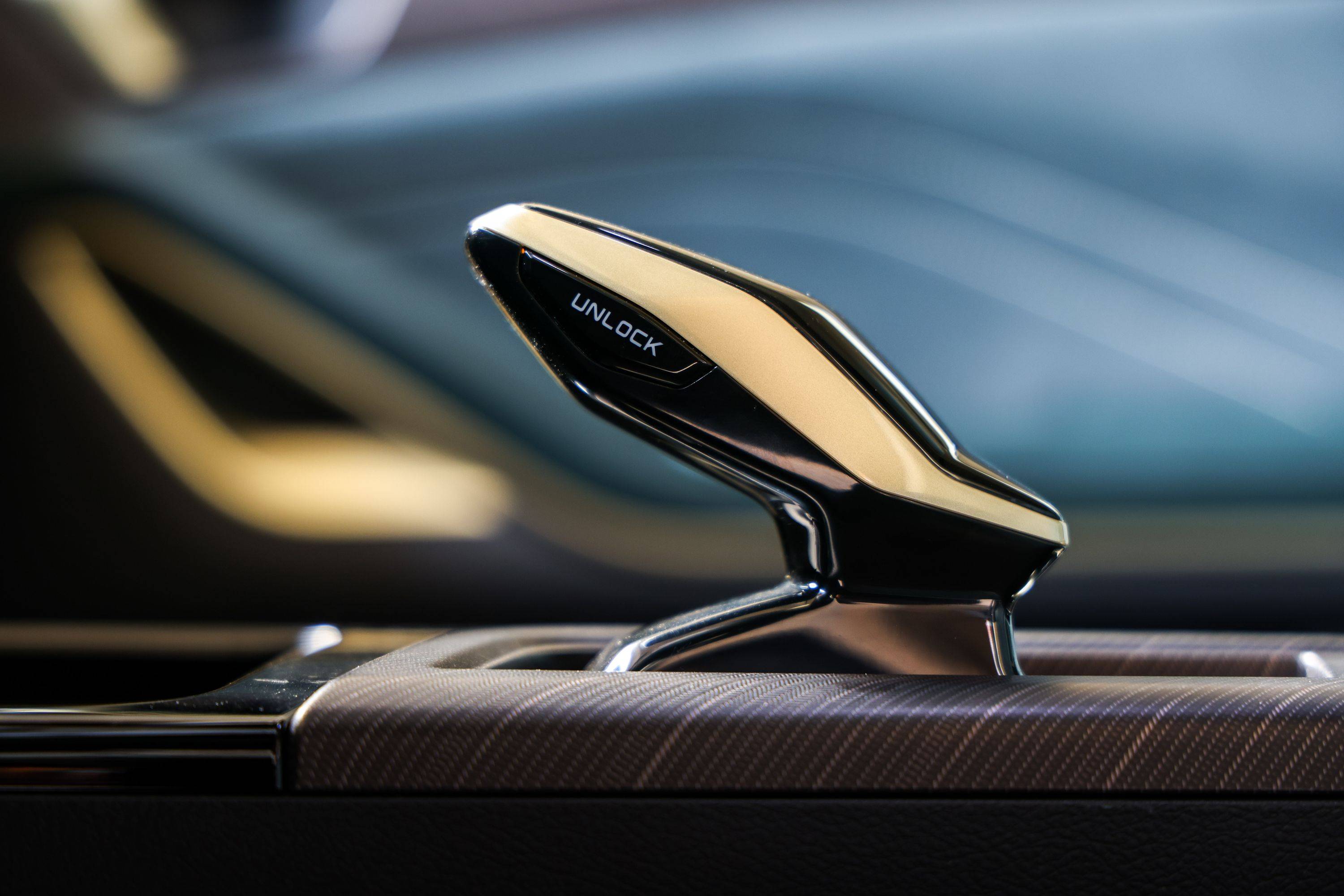 10万预算SUV怎么选，奔腾T55牛犇版10.49万起售_搜狐汽车_搜狐网