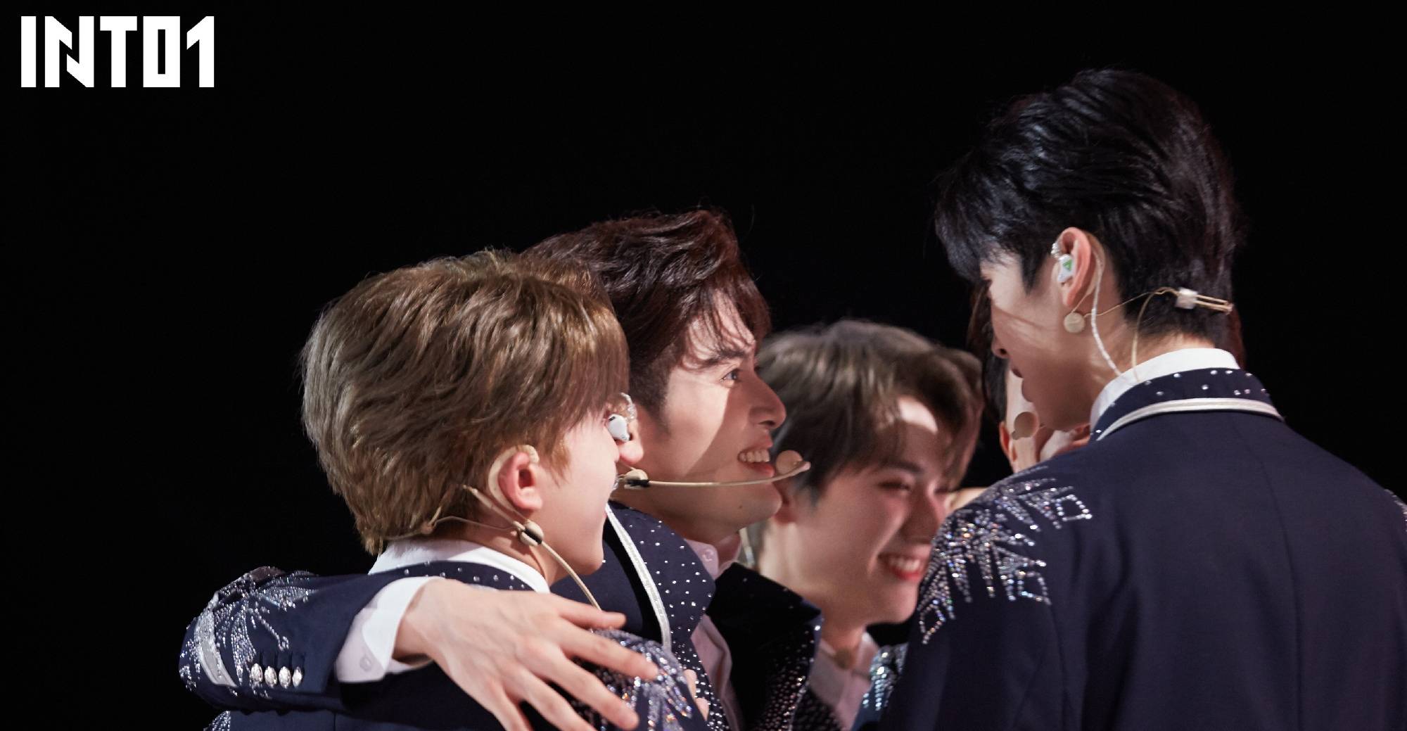 INTO1综艺录制被取消，录制也不一定能播，偶像门槛太低了！_青春