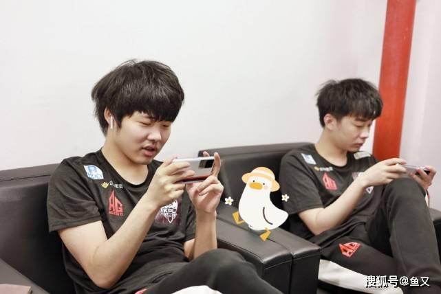 季后赛公布：QG首胜把握很大，SK、久哲再度相遇，AG面临TTG。_eStarPro