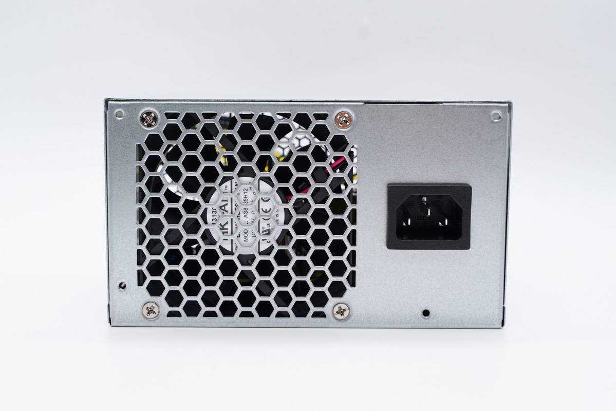 何谓ATX 12V only？看了航嘉180W PC电源实物拆解秒懂_特写