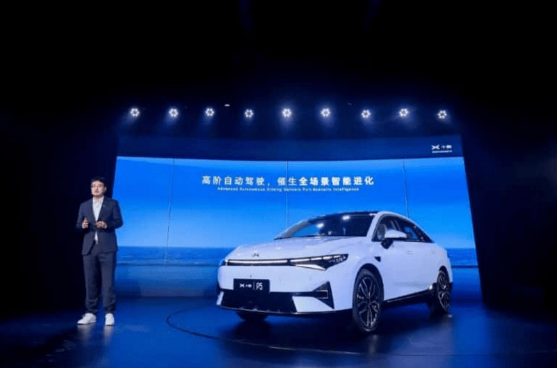搭载XmartOS3.0系统，小鹏P5的智能之路！_搜狐汽车_搜狐网