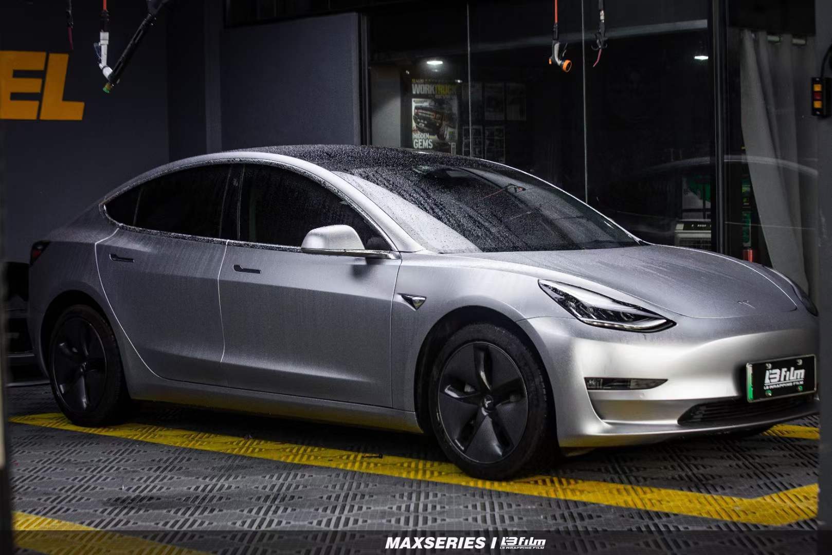 特斯拉-Model3汽车贴膜LBFILM改色膜超亚极光银_搜狐汽车_搜狐网