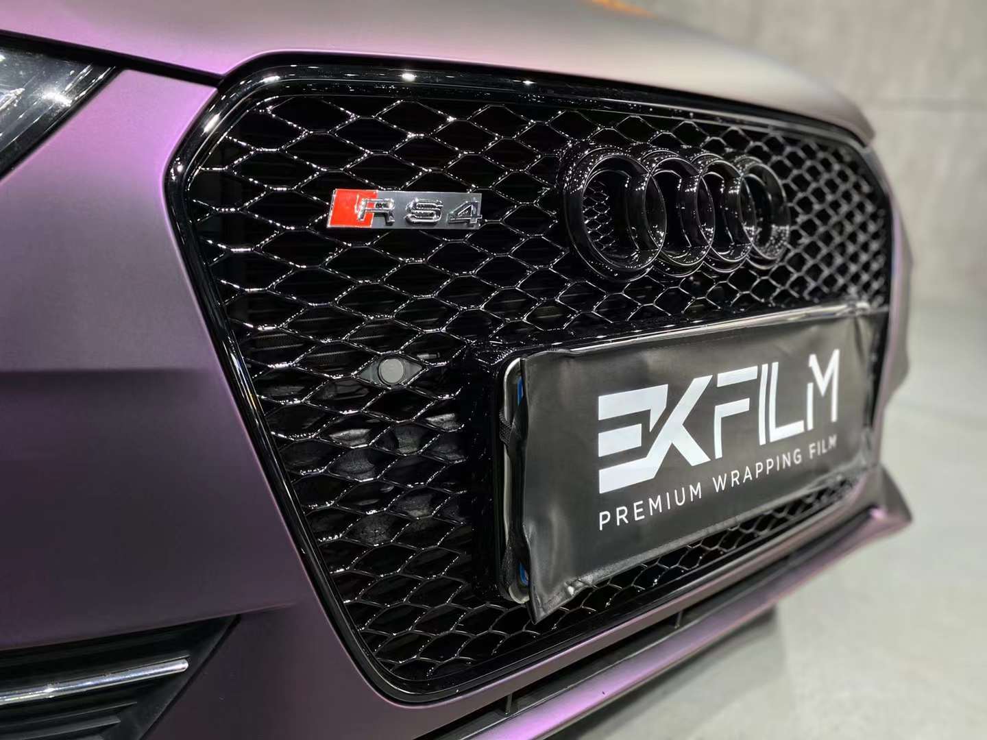 奥迪A4L装贴EKFILM-EK改色膜消光黑比诺紫_搜狐汽车_搜狐网