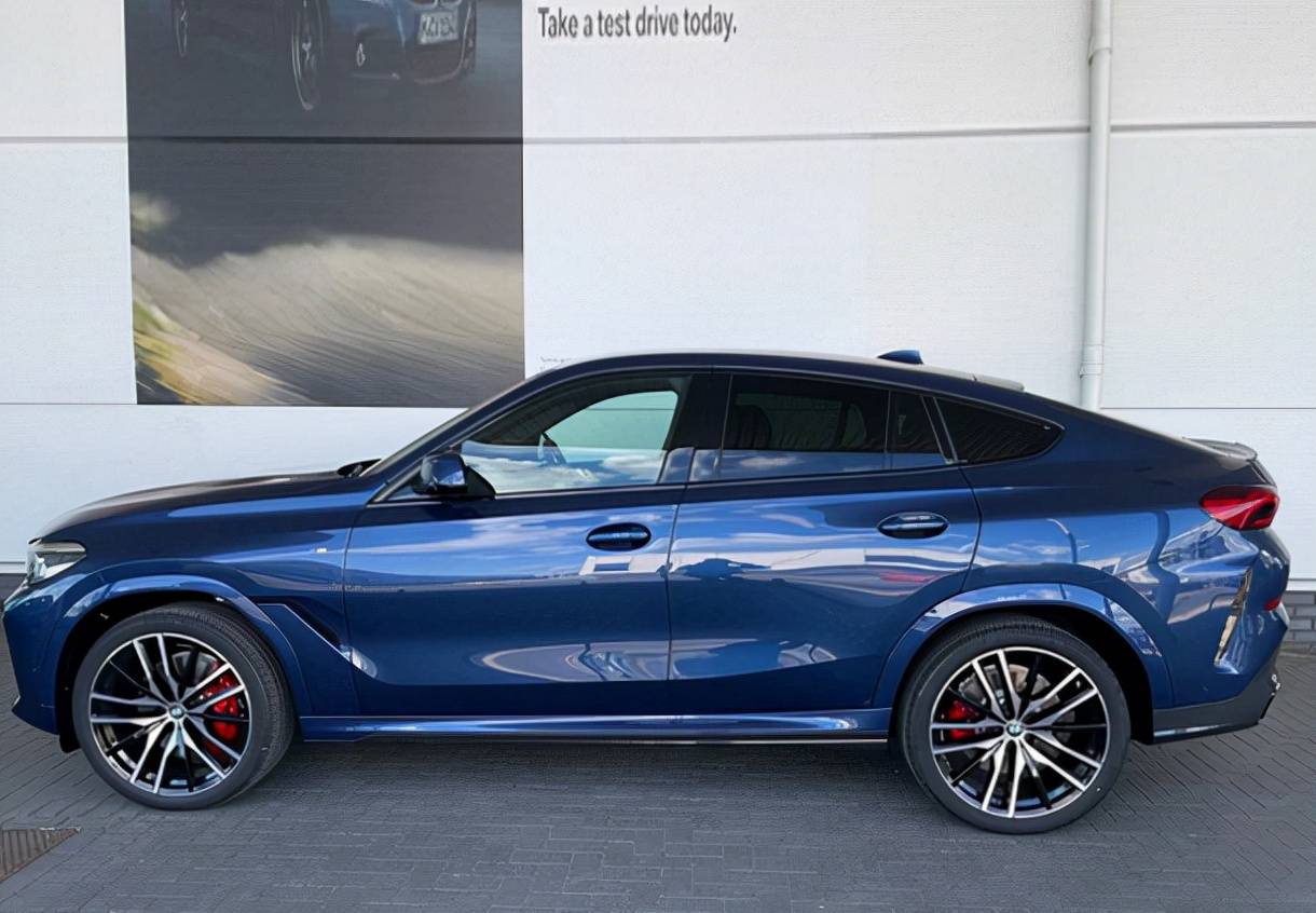 3.0T轻混动力+8AT，运动外观+四驱，对标卡宴，比Q8接地气！_搜狐汽车_搜狐网