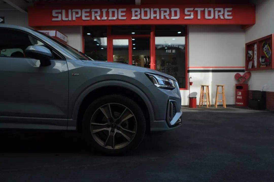 江湖评车 | 用自己的方式去定义奥迪Q2L的样子_搜狐汽车_搜狐网