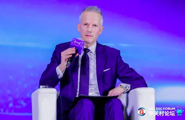 企业数字化创新成趋势，自上而下决策是落地关键_Lars