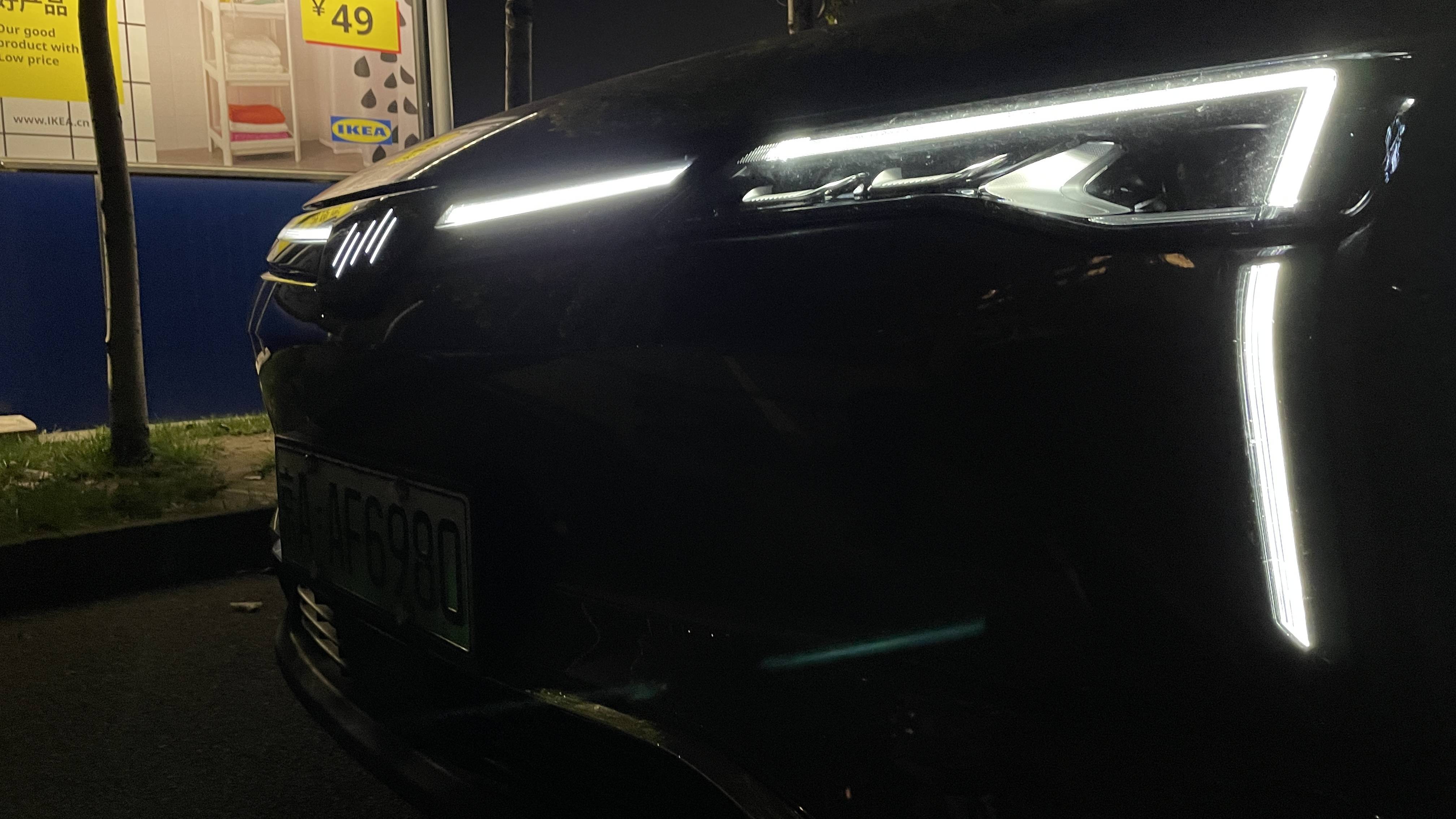 无人驾驶车型真的量产了吗？试驾体验威马W6_搜狐汽车_搜狐网