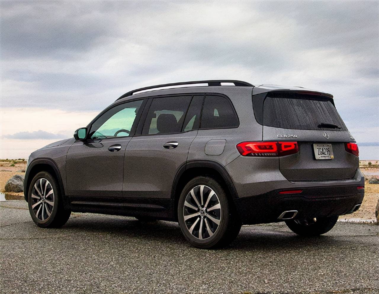 1.3T GLB被车友会不待见？奔驰坐不住推2.0T车型_搜狐汽车_搜狐网