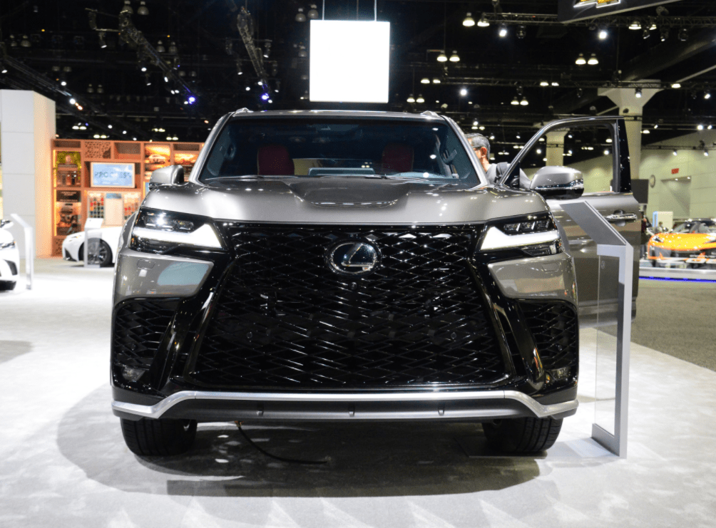 雷克萨斯LX600实车亮相，又要收割一波了，网友：加价多少？_搜狐汽车_搜狐网