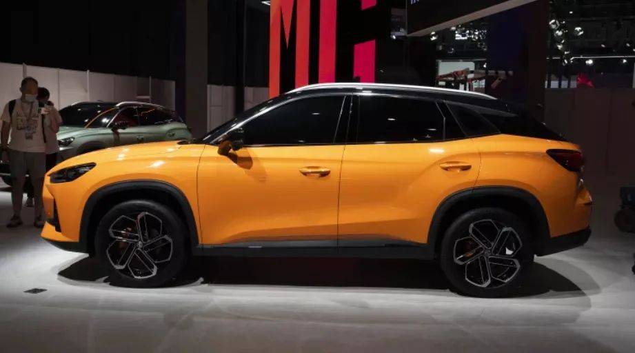 预售11.11万元起 除了颜值暴击MG ONE还有哪些魅力？_搜狐汽车_搜狐网