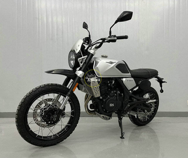 19寸前轮 长行程减震 高金GK500攀爬版来了_搜狐汽车_搜狐网