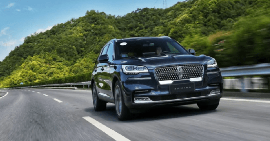 体验林肯飞行家：3.0T+10AT，能否一战BBA？_搜狐汽车_搜狐网