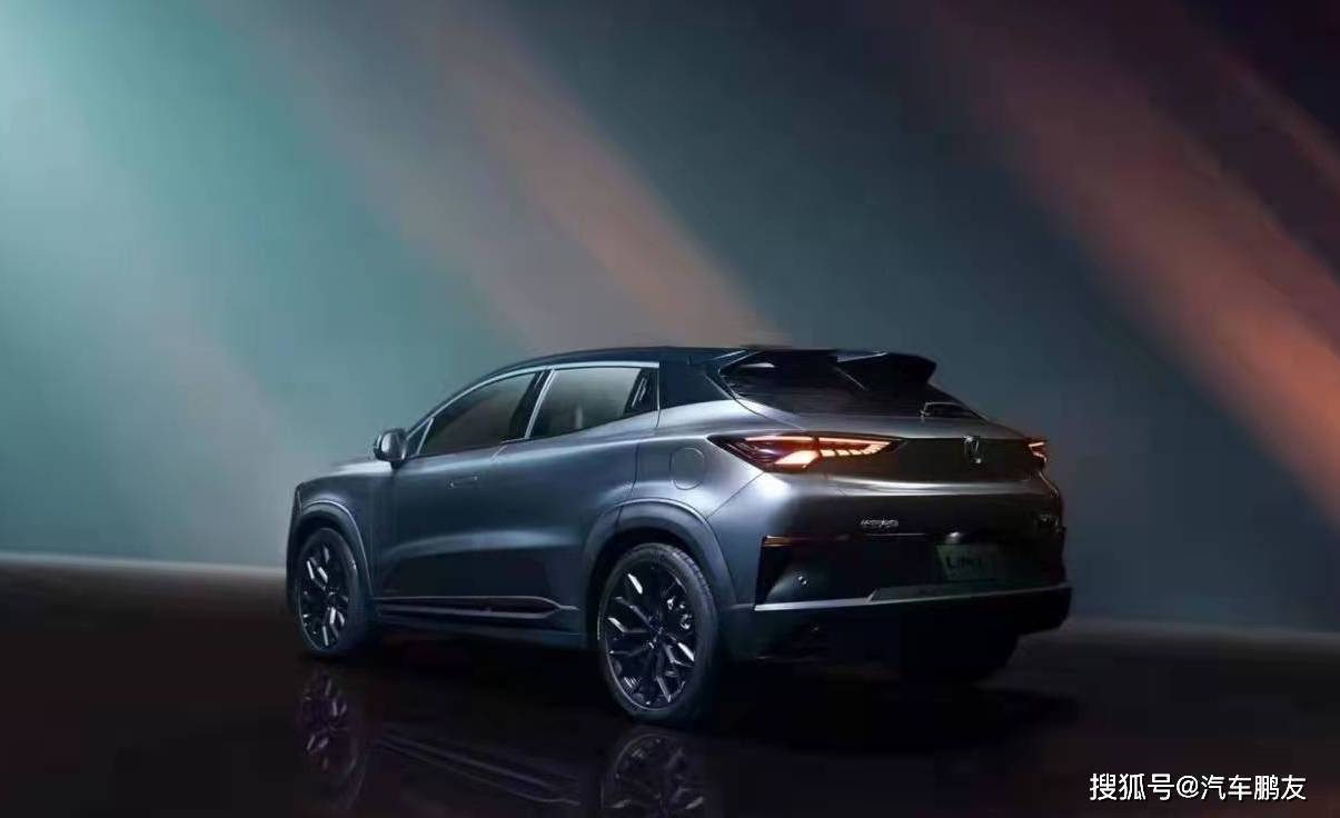 长安UNI-T 2.0T：搭载爱信8AT，弹射起步让你爽歪歪_搜狐汽车_搜狐网