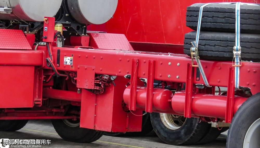 谁说美国卡车都是长头？实力超强的肯沃斯K500卡车，就是一款平头车_搜狐汽车_搜狐网