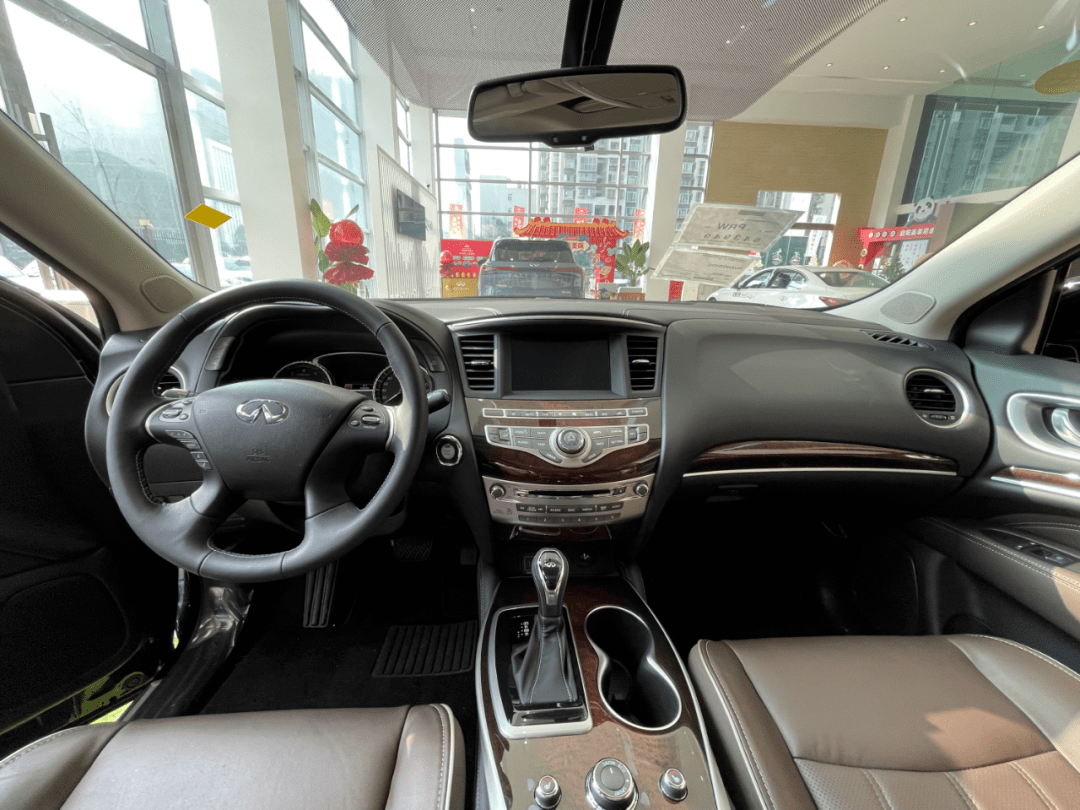 探店全新QX60：比雷克萨斯RX、GV80更好，凭什么只说我贵？_搜狐汽车_搜狐网