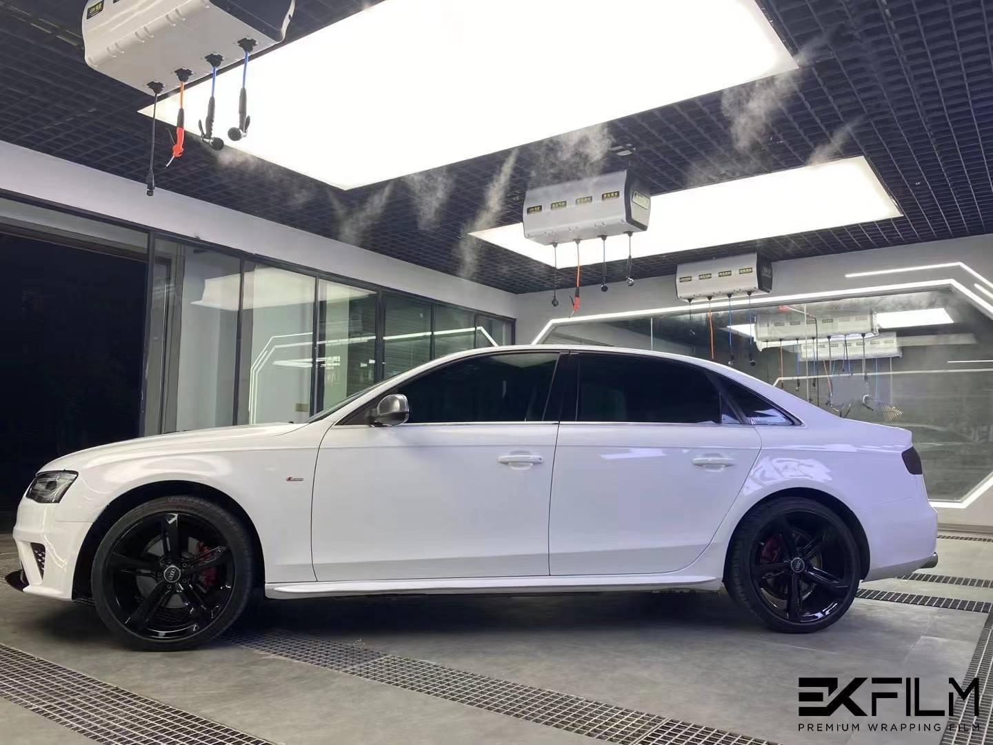 奥迪A4L汽车贴膜EKFILM改色膜高亮白_搜狐汽车_搜狐网