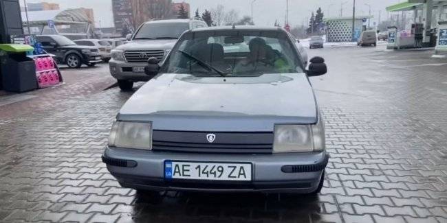 你觉得埃隆马斯克怎么样！？Tavria 或 Slavuta 可以改装成电动汽车_搜狐汽车_搜狐网