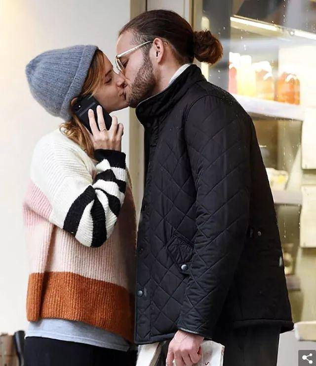 Vogue Dating went all vogue-dating-went-all