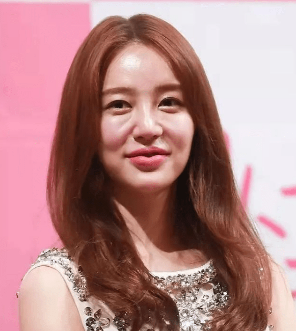 曾经貌美楚楚动人,现越整越残、各有各丑,韩国女神颜值大变样 尹恩惠 文根英 蔡琳
