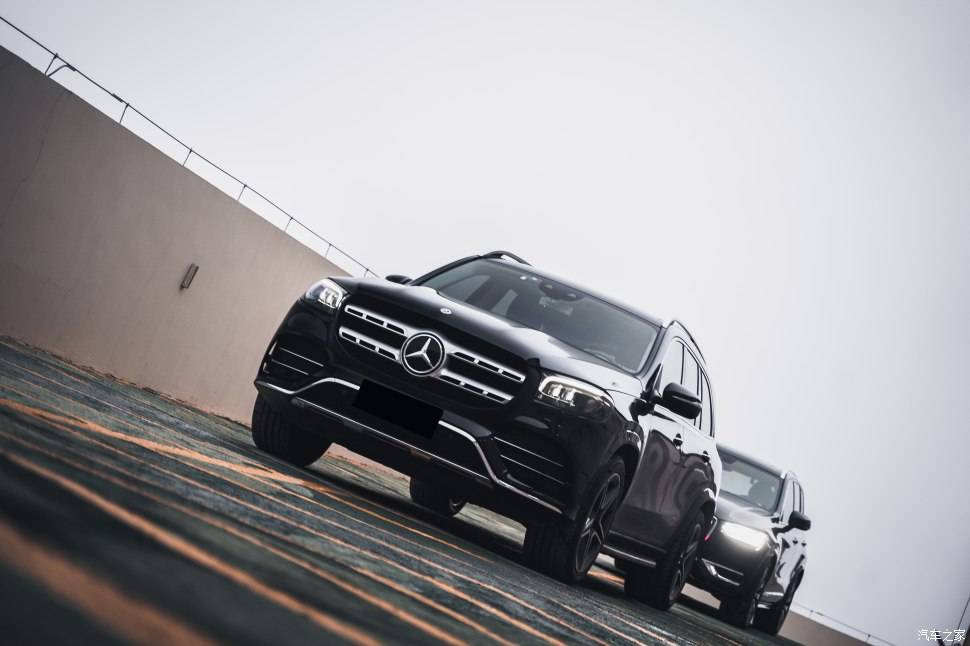 沃尔沃XC90对比奔驰GLS——好就是贵、贵就是好_搜狐汽车_搜狐网