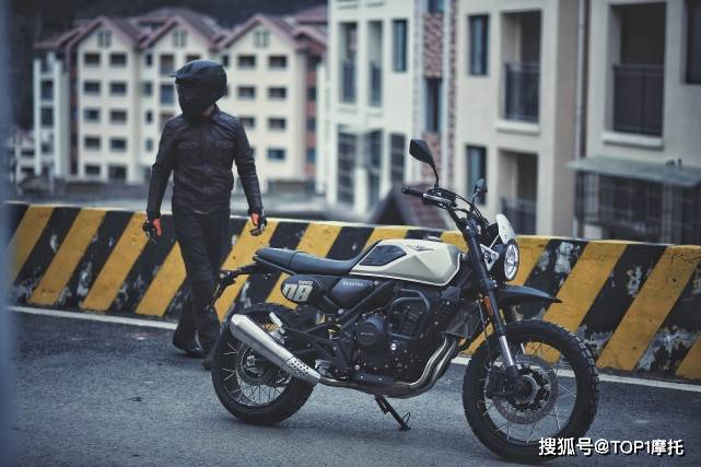 贵了3千块值不值！高金GK500攀爬版上市 售价3.78万_搜狐汽车_搜狐网