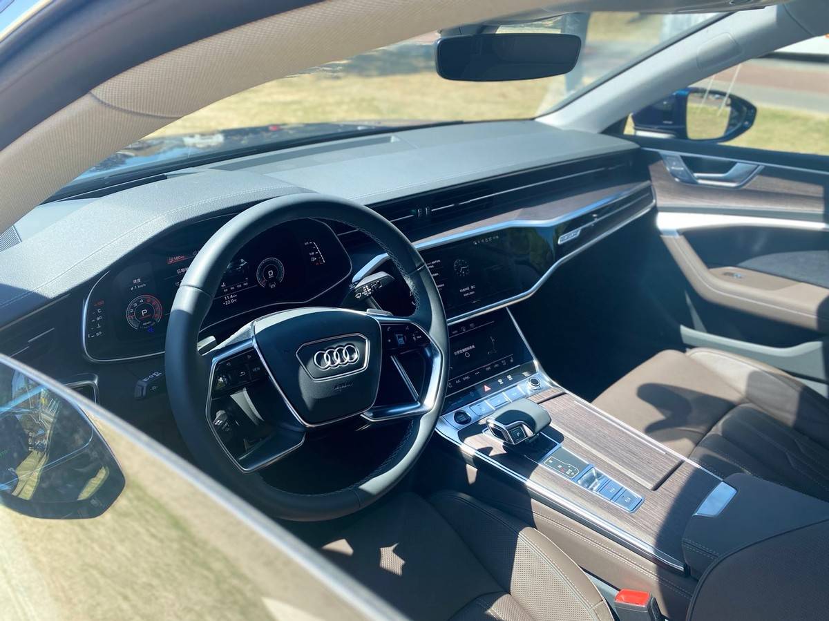 定义驾控新标准，上汽奥迪A7L不止于quattro系统_搜狐汽车_搜狐网