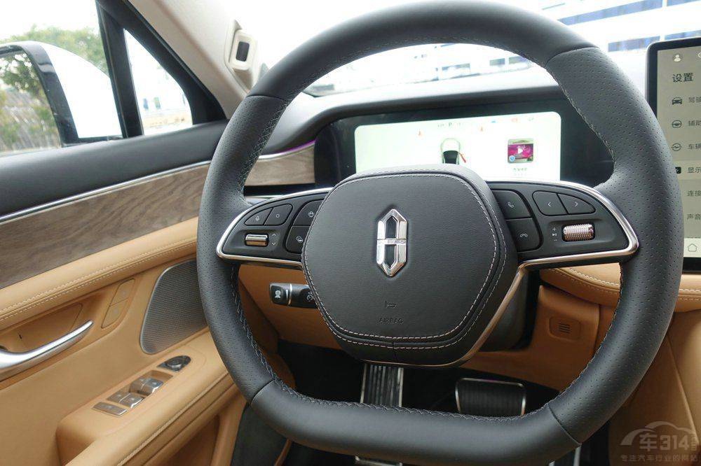 摩卡DHT PHEV风光正好：但为何说问界M5能踩灭它风头？_搜狐汽车_搜狐网